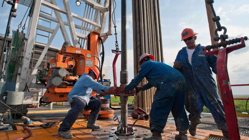 Drill Pipe Handling: Hazards And Safety Measures - Veunex